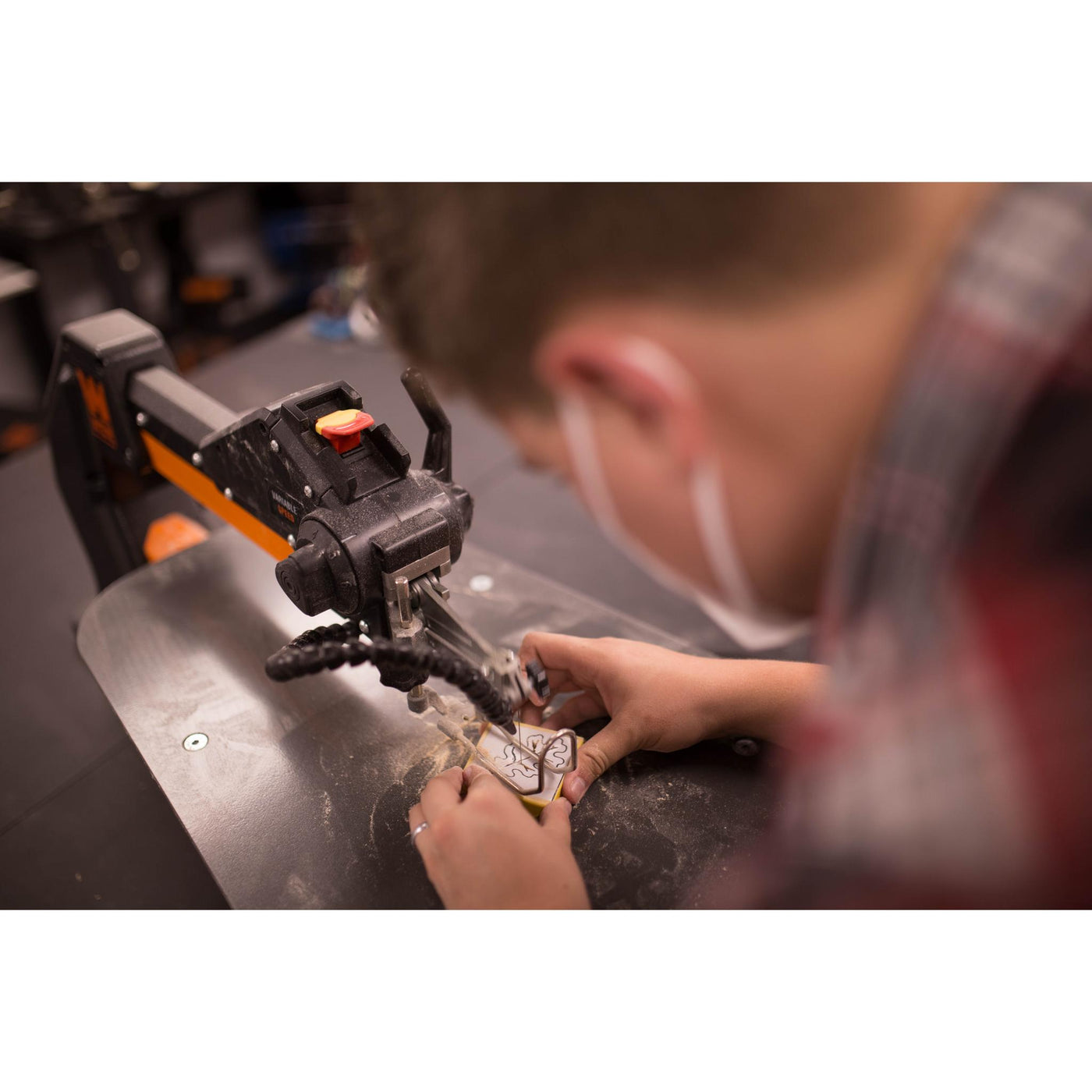 WEN LL2156 21-Inch 1.6-Amp Variable Speed Parallel Arm Scroll Saw with ...